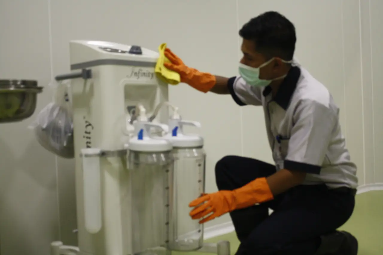 Sterilisasi dan Disinfeksi Ruangan - PT. Werbel Indonesia Services (WIS)